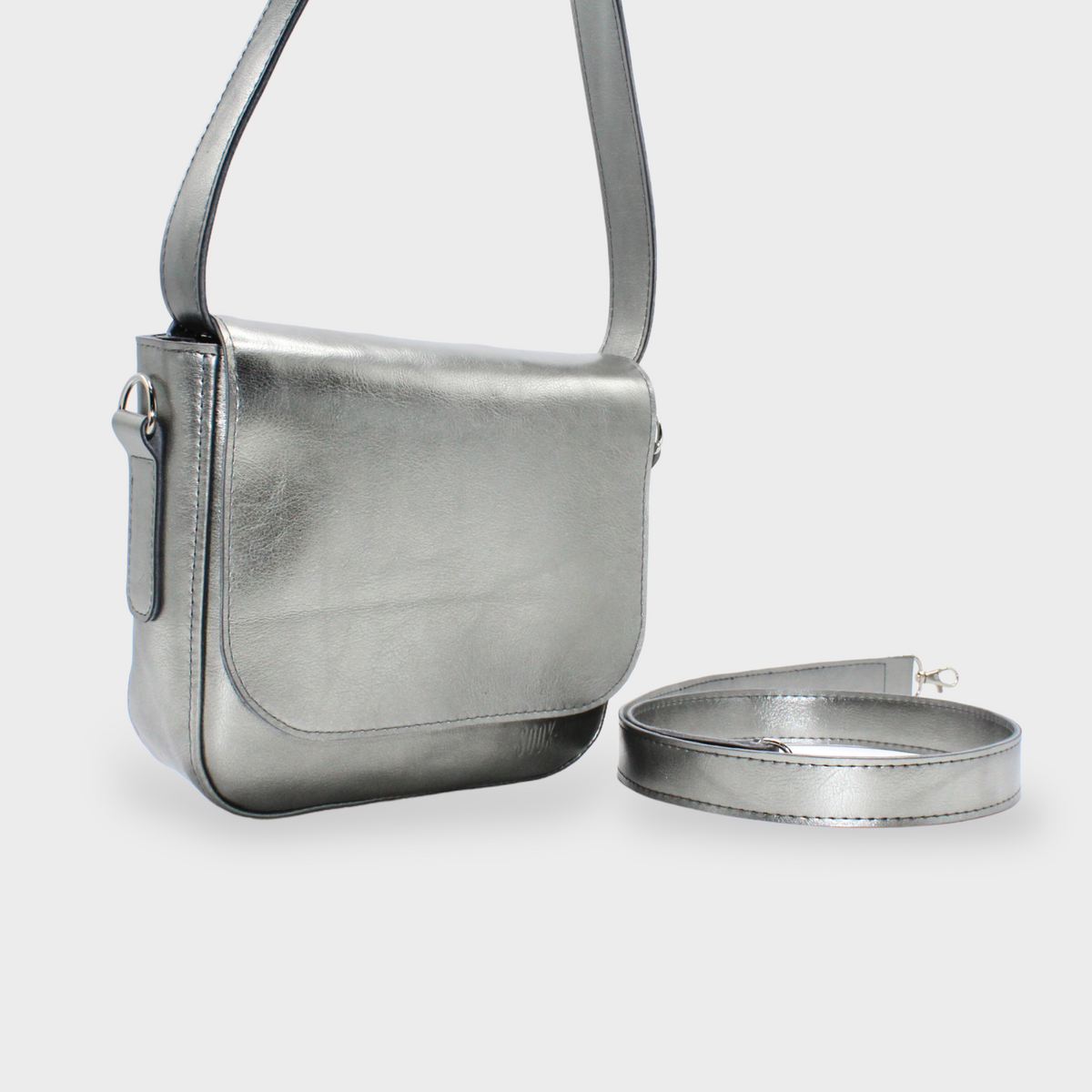 Vegan Leather Bio Handmade Sustainable Silver Shoulder Bag| SOOK